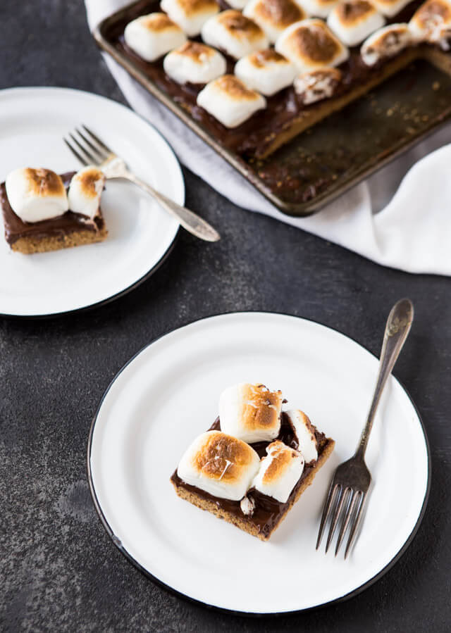 Sheet Pan S’mores | A Zesty Bite