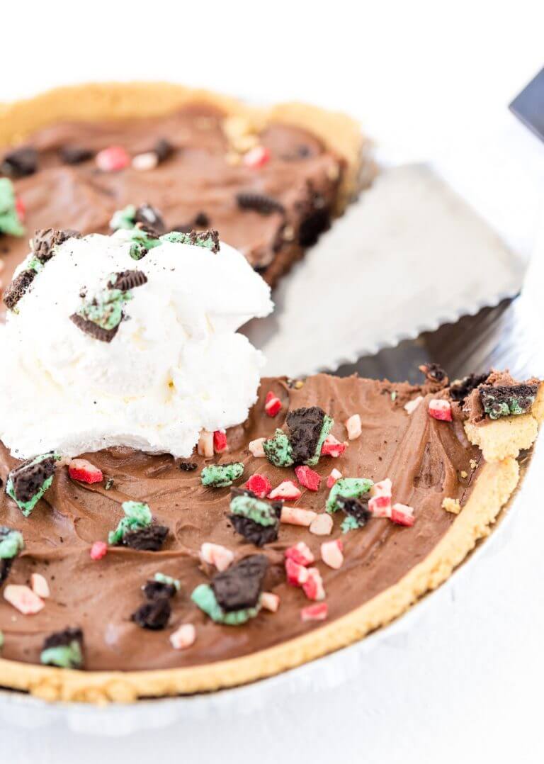 No Bake Chocolate Candy Bar Pie | A Zesty Bite